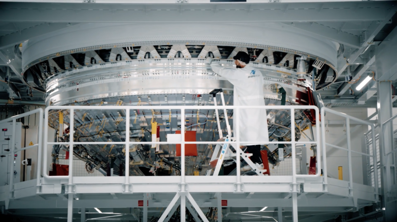 Assembly of the first Ariane 6 upper stage - ArianeGroup